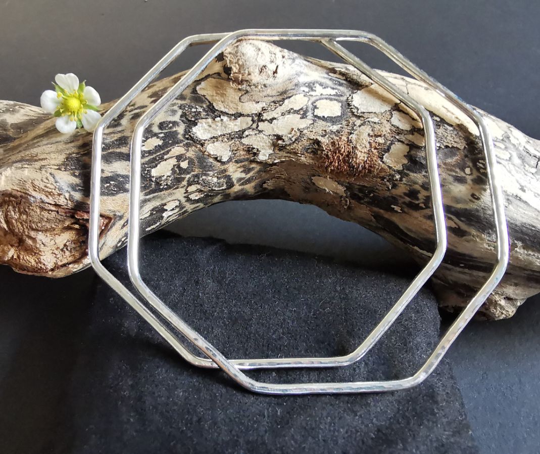 Octagonal or 8 sided bangle – Gecko Crafts Cornwall